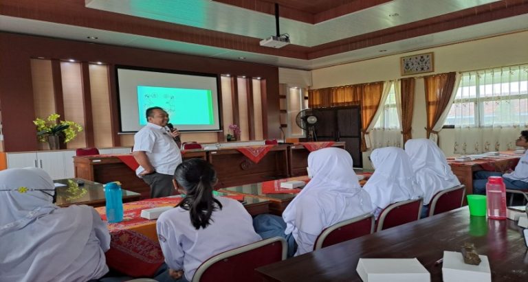 Kelas Penguatan Karakter: Fondasi Penting Pendidikan Sekolah